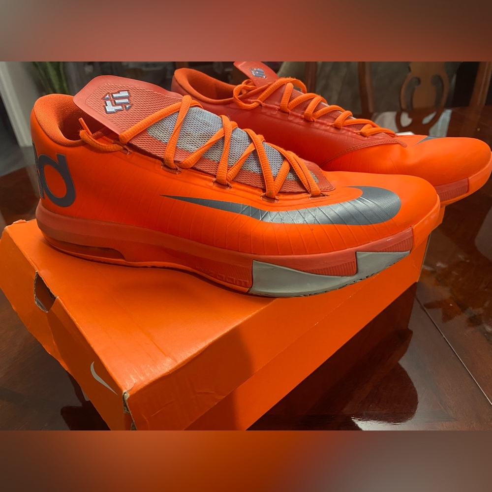 Rare Nike Kds - Gem
